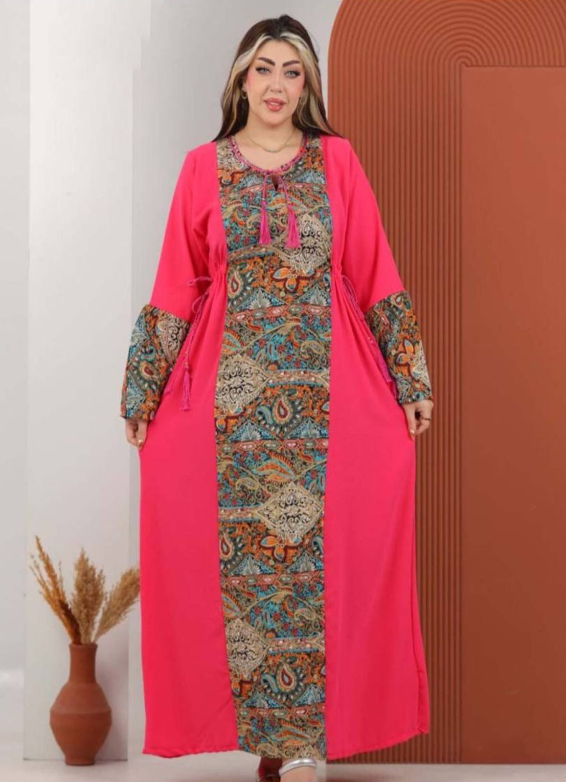 عباية استقبال منزلي مطرزة – MSY GALLERY