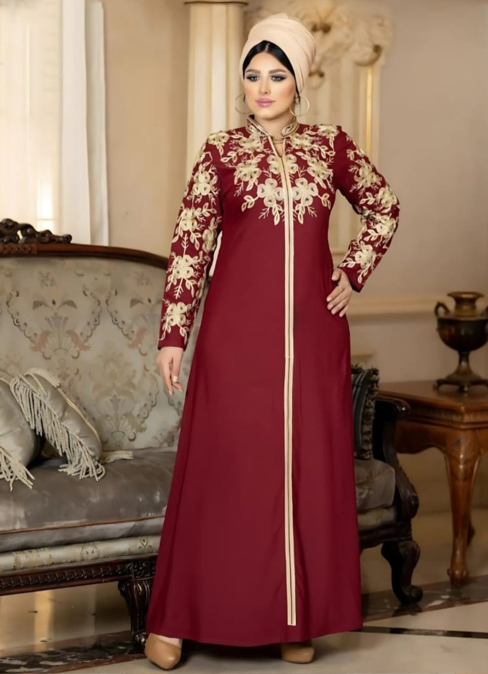عباية استقبال منزلي مطرزة – MSY GALLERY
